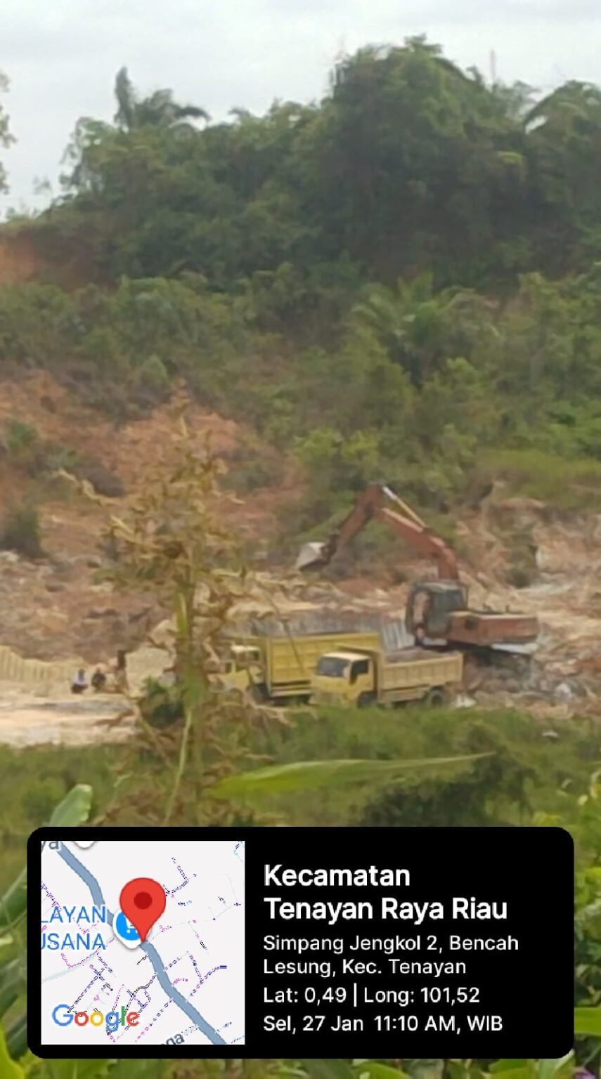 Diduga Tak Berizin, Aktivitas Galian C di Simpang Jengkol Masih ...